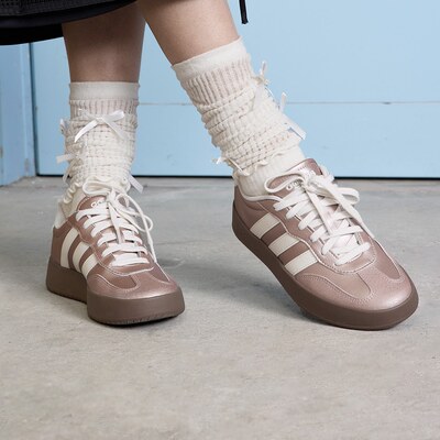 Adidas/阿迪达斯正品BARREDA男女运动休闲板鞋德训鞋JQ6664