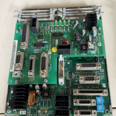 IO板FCU6-DX221，拆机功能正常，实物拍摄。输入 议价