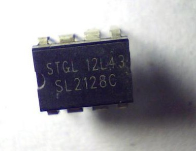 L2128C SL2128 5L2128C LY9527 DIP开关电源 充电器IC