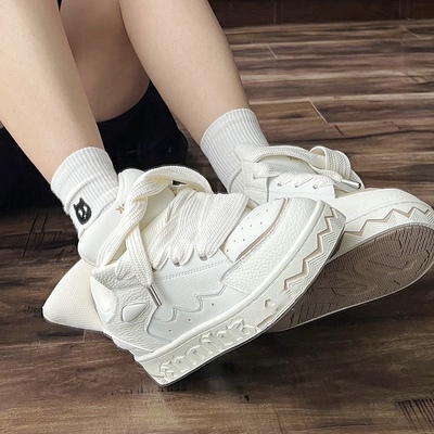 娜娜甄选2026女士新款小白板鞋*ZS2282