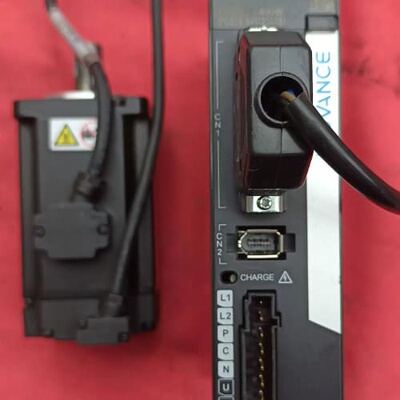 议价EmulexLPe31002-M616Gb双端口光纤