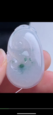 38.4-22.3-5.8mm,水润  冰透飘花如意吊坠，天然翡翠A货hta689.11