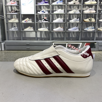 阿迪达斯秋季女运动休闲跆拳道鞋