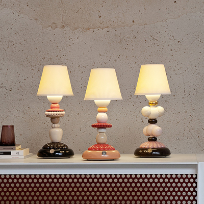 LLADRO雅致西班牙高级感客厅充电台灯卧室灯具高级装饰灯送礼奢华