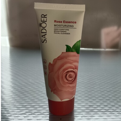 全英文SADOER花果Facial Cleanser 温和清洁毛孔 洗面奶