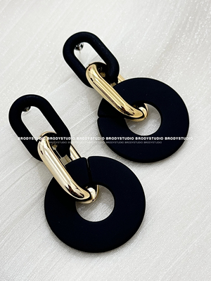 气质时尚网红高级感小众chic夸张圆圈耳坠个性亚克力黑色耳饰