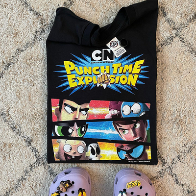 Punch Time Explosion T-shirt短袖t恤 Black Academic style
