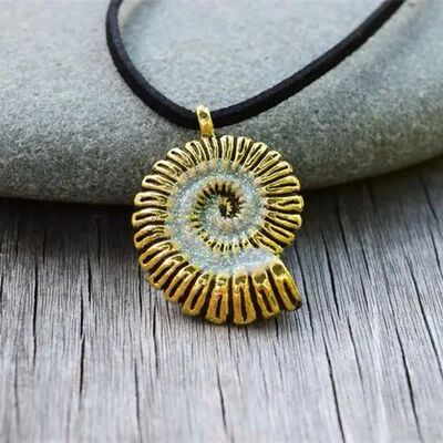 Mermaid Seashell Necklace Ariel Voice Sea Shell Conch Pendan
