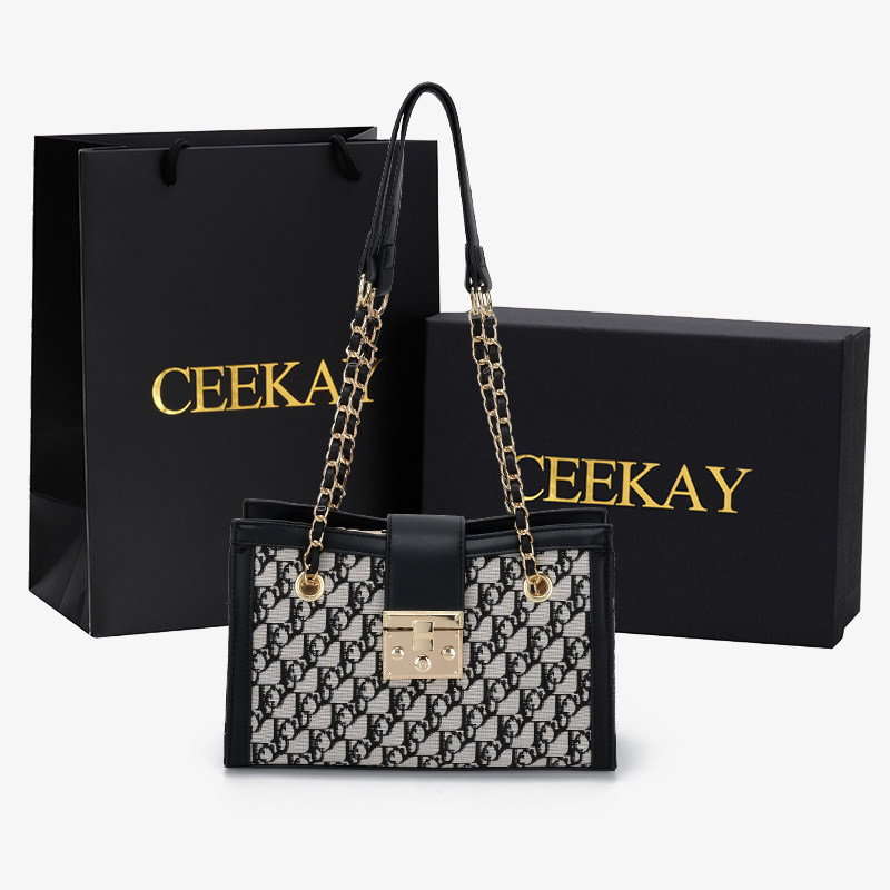 CEEKAY包包女2023新款潮高级感网红爆款复古斜挎包小众设计腋下包_虎窝淘