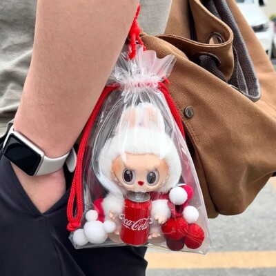 适用Dimoo迪士尼系列搪胶保护Labubu棉花娃娃痛包18cm防尘遛娃包
