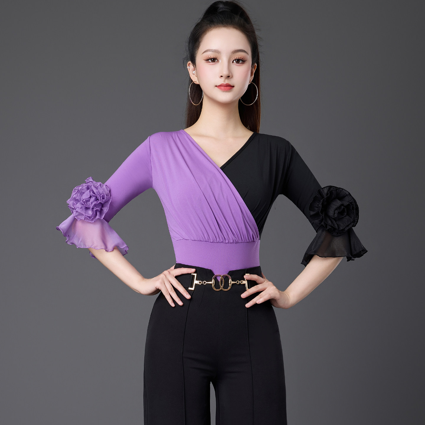 拉丁舞上衣练功服2026年新款女摩登国标交谊际跳舞蹈连体拼色中袖