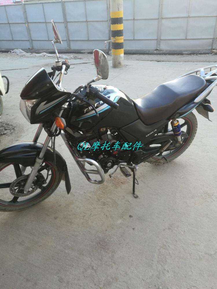 适用于广本摩托车配件GB125-12战鹰大灯导流罩挡泥板减震坐垫油箱
