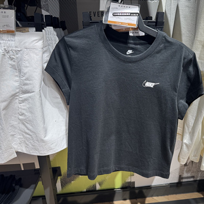 nike耐克女子夏季大勾子短款圆领半袖T恤HF9457-010-100-527-646