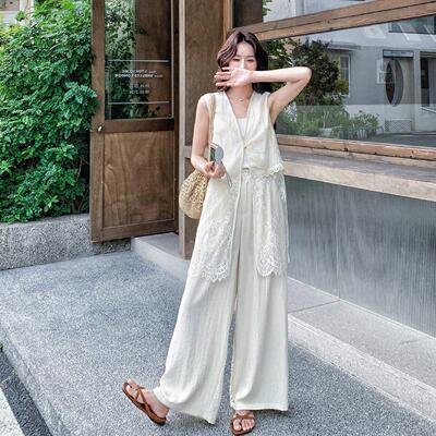 款米白色复B211-209古蕾丝刺装绣拼接甲套女夏马季新休闲阔腿裤两