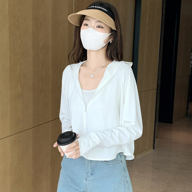 防晒衣女2026年新款夏季薄款防紫外线透气冰丝防晒服罩衫短款外套