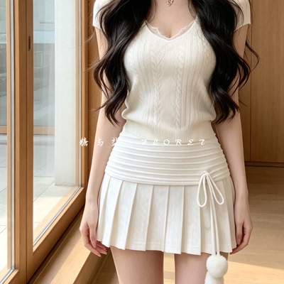 糖与盐FLORET 纯欲V领针织套装女夏季毛球抽绳高腰百褶短裙两件套
