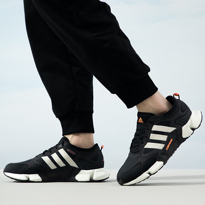 Adidas假一赔十暖风跑步鞋