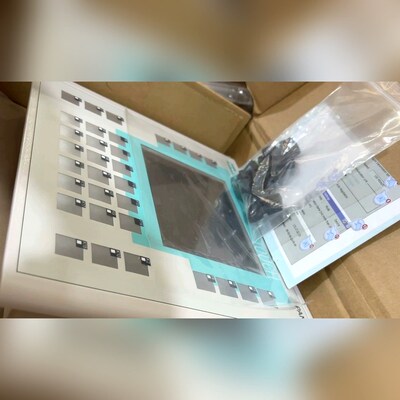 6AV6 642-0DC01-1AX1 成色充新包装配件 议价