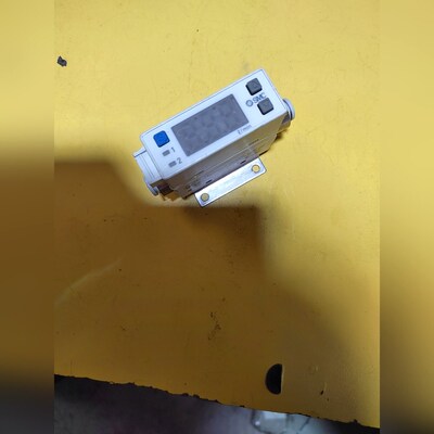 SMC 流量阀PFM725-C6-A东西不知道好坏懂行识 议价