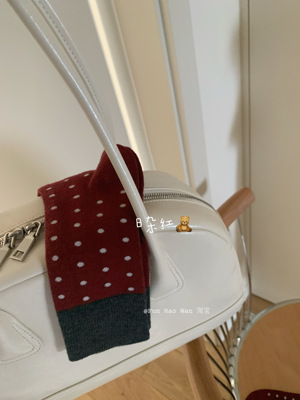 软糯糯羊毛袜～（无骨袜头 有点可爱的日杂感复古红） 保暖中筒女