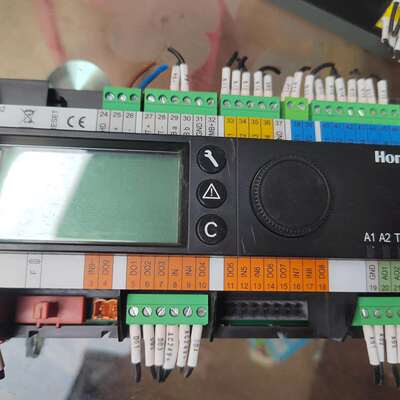 可维修MVC-80M-CPSW1A控制器 如图实拍 功议价