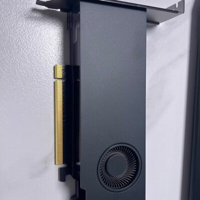 NVIDIA RTX A2000 6G 专业图形卡(议价）