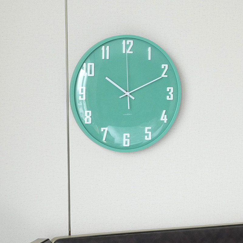 Crystal Nord橙色曲面玻璃挂钟客厅静音个性卧室可爱实木北欧风_虎窝淘