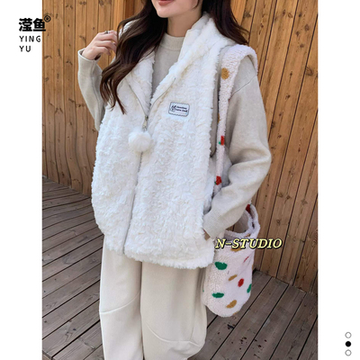 NF6487大码羊羔绒连帽马甲女冬