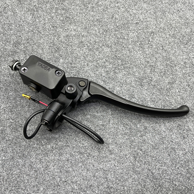 电动车配件DE3DM6DE2DE1DM3DE8右制动把碟刹上泵刹车油泵