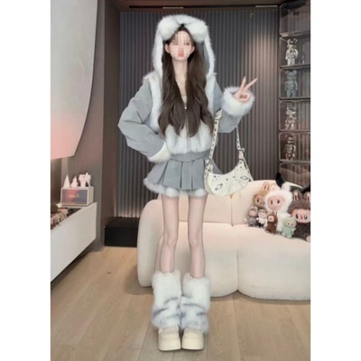 暖乎乎冬日兔耳连帽套装女冬季毛绒两件套时尚宽松连帽外套高级感