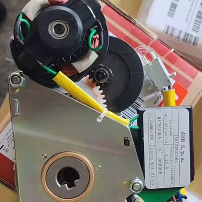 ABB弹簧储能电机1SDA038323R1 100/130--议价商品