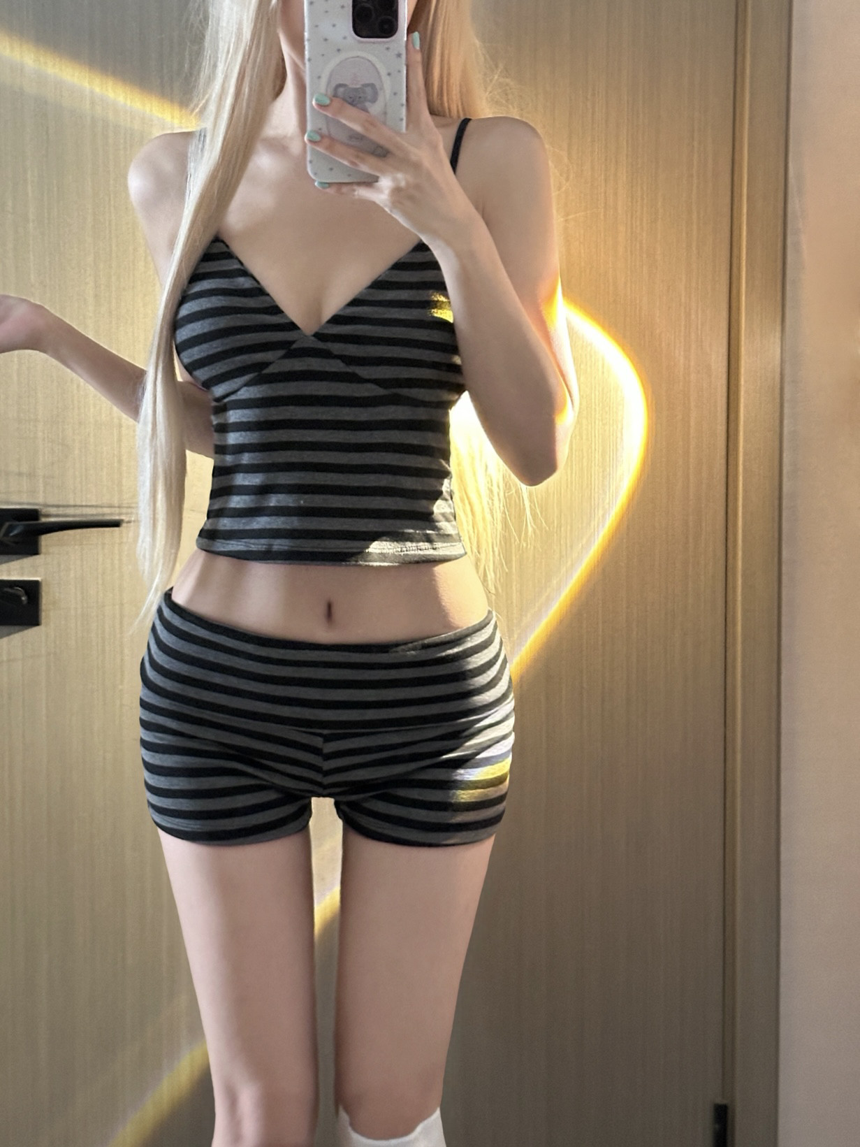 泰国条纹分体泳衣女小胸显瘦遮肚低腰平角裤保守背心带胸垫辣妹