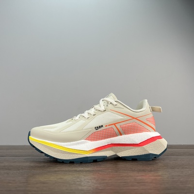 高端货男户外越野跑鞋轻质碳板