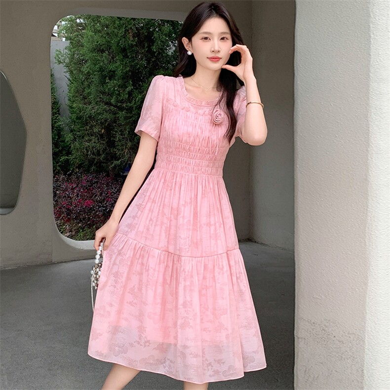 小飞袖粉色连衣裙女夏季收腰显瘦仙女长裙气质裙子漂亮慵懒高雅美