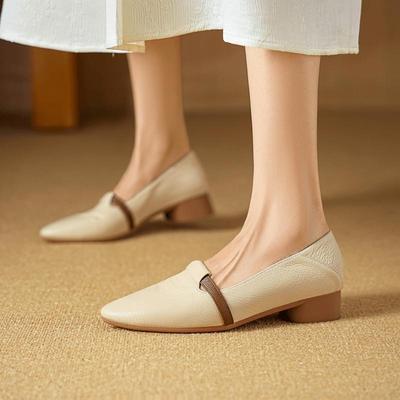 Women pointed low heel soft leather shoes女尖头低跟软面皮鞋