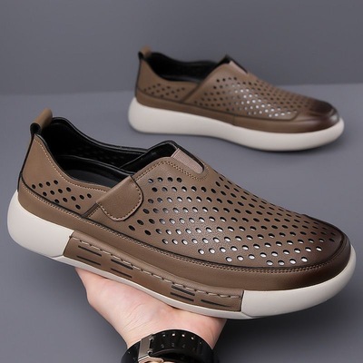 Men's perforated shoes, soft soled sandals, hollowed out男鞋