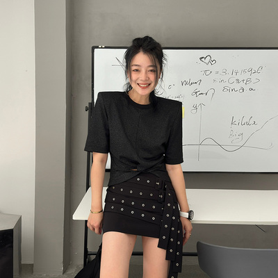 LEDIMWANG直角肩扭结T恤