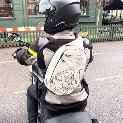 Trapstar斜挎包单肩包