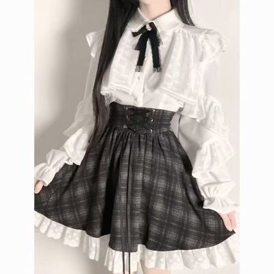 奈奈风清纯蕾丝衬衫半裙两件套