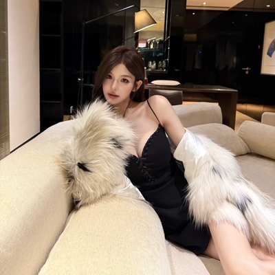 FAY【倾城之魅】性感轻奢气质收腰后背绑带包臀吊带连衣裙