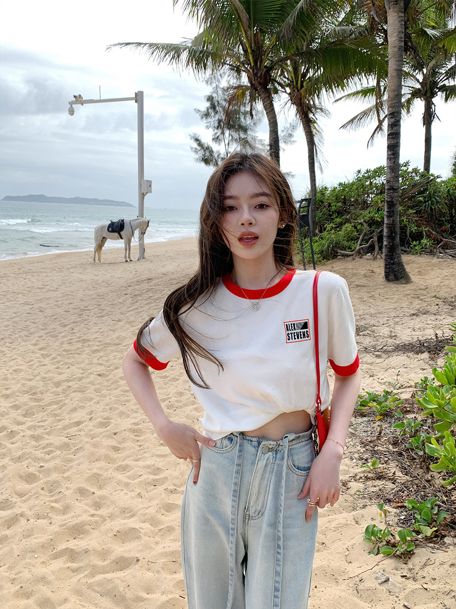 alex stevens天丝撞色字母圆领短袖T恤女春夏季白色短款修身上衣_虎窝淘