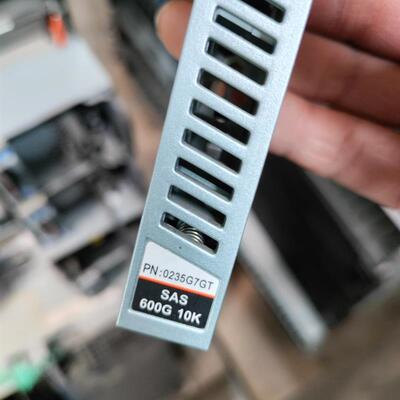 0235G7GT STGZ05600G 600GB 10K 2.5  SAS 原装拆机硬盘