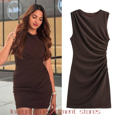 Sleevelessshortdressforvacatio