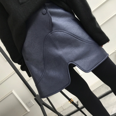 独家显腿细长加绒珠光皮短裙