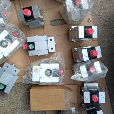 议价SWKP MV 20 控制器，防滑器控制器，共25个，新的没