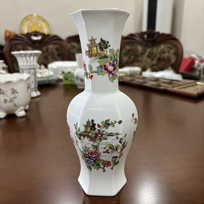 Crown Staffordshire 皇冠斯塔福德郡 PAGODA 宝塔六角花瓶瓷摆件