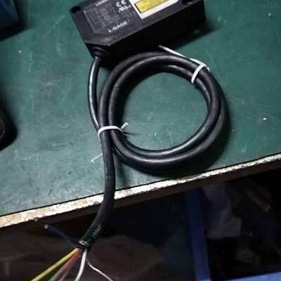 可维修激光传感器一个，型号LG5B65PU，成色见议价