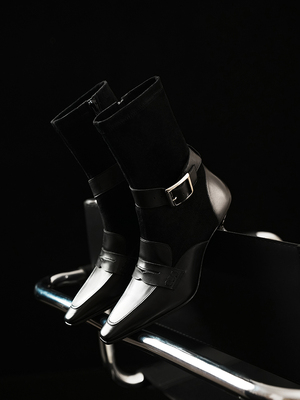 真皮法式尖头猫跟短靴小个子显高洋气瘦瘦靴2025秋冬