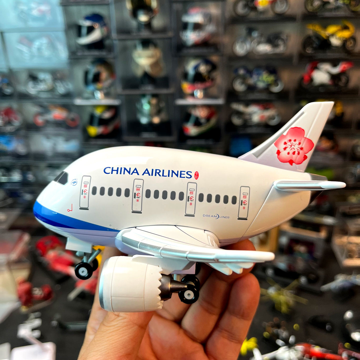 卡通飞机Q版合金客机蛋机波音787中国中华航空成品模型摆件