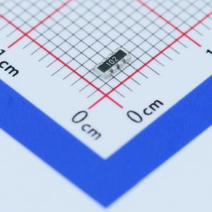 4D03WGJ0102T5E  排阻 1kΩ ±5%  封装：0603x4  包装方式：编带